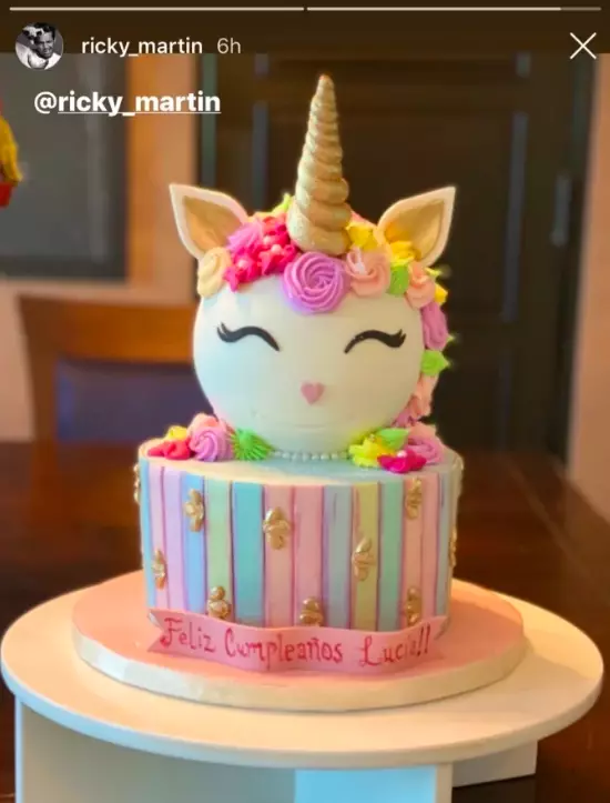 Ricly Martin merayakan ulang tahun pertama putrinya dengan kue unicorn