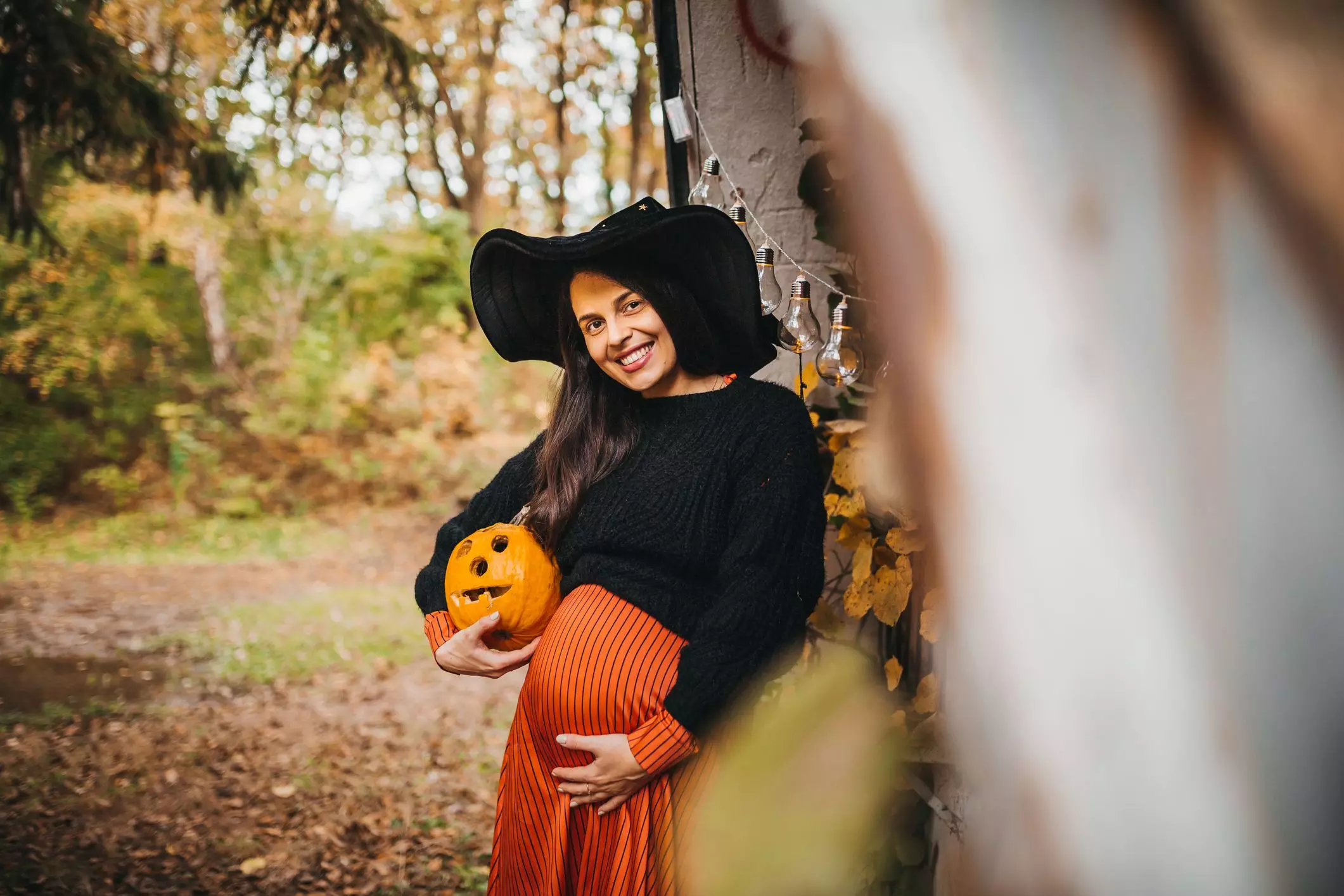 kostum halloween lucu lan asli kanggo wanita ngandhut