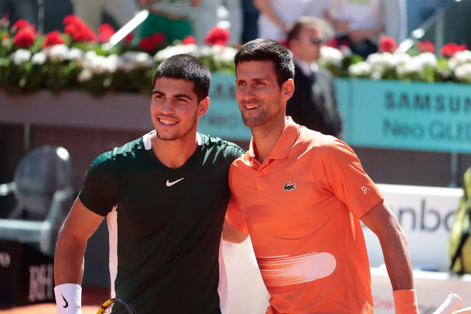 'selebrite' yo ki te vibre ak viktwa carlos alcaraz kont novak djokovic