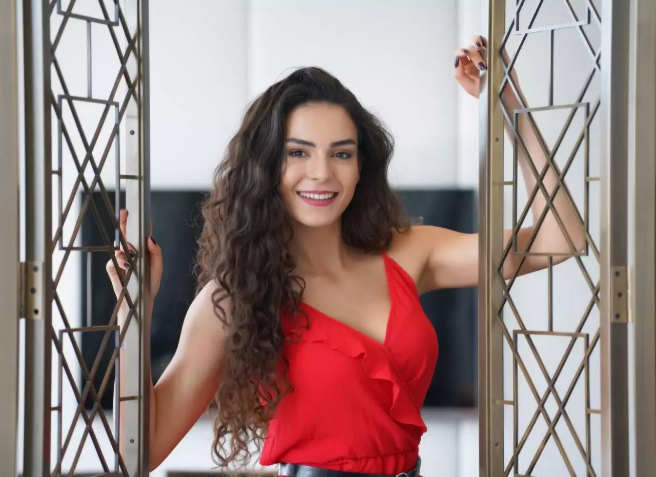 ebru sahin hercai