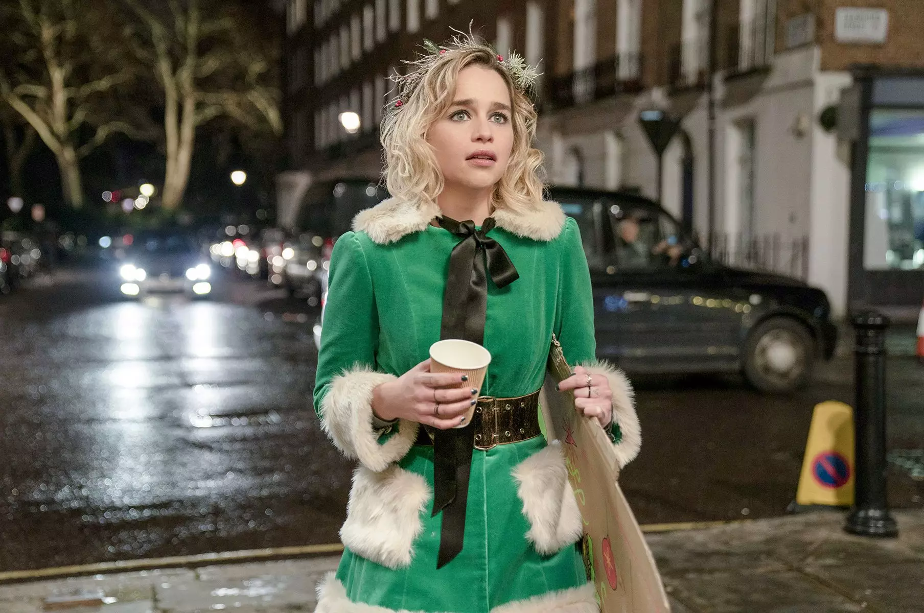 Emilia Clarke dans une scène de Last Christmas
