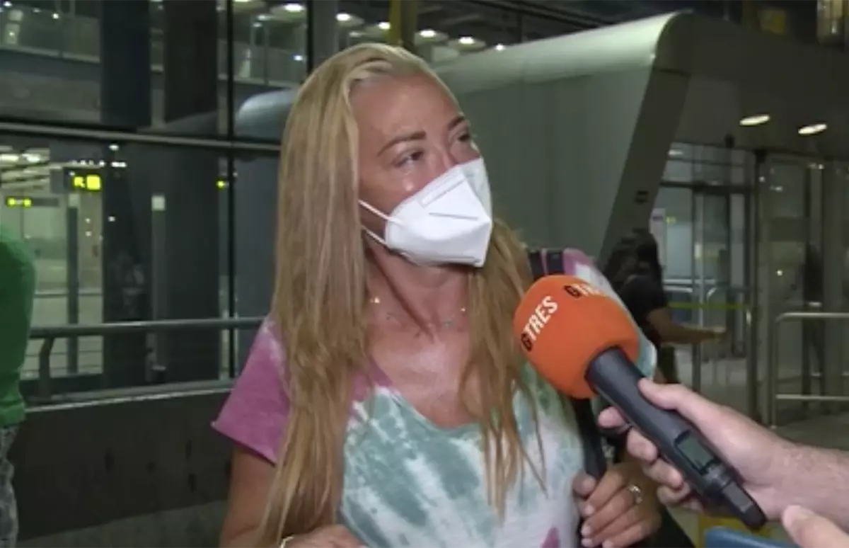 Belén Esteban se plaint du manque de mesures anticovid à l'aéroport de Barajas