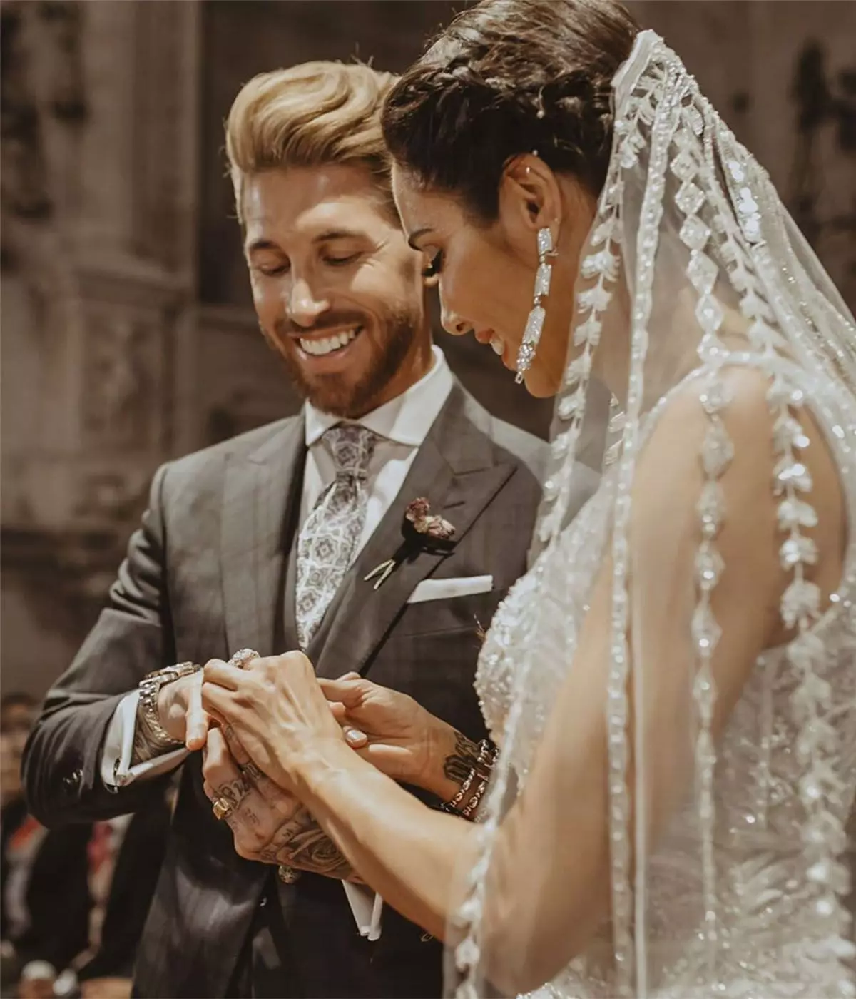 Sergio Ramos en Pilar Rubio delen ongepubliceerde foto's van hun bruiloft