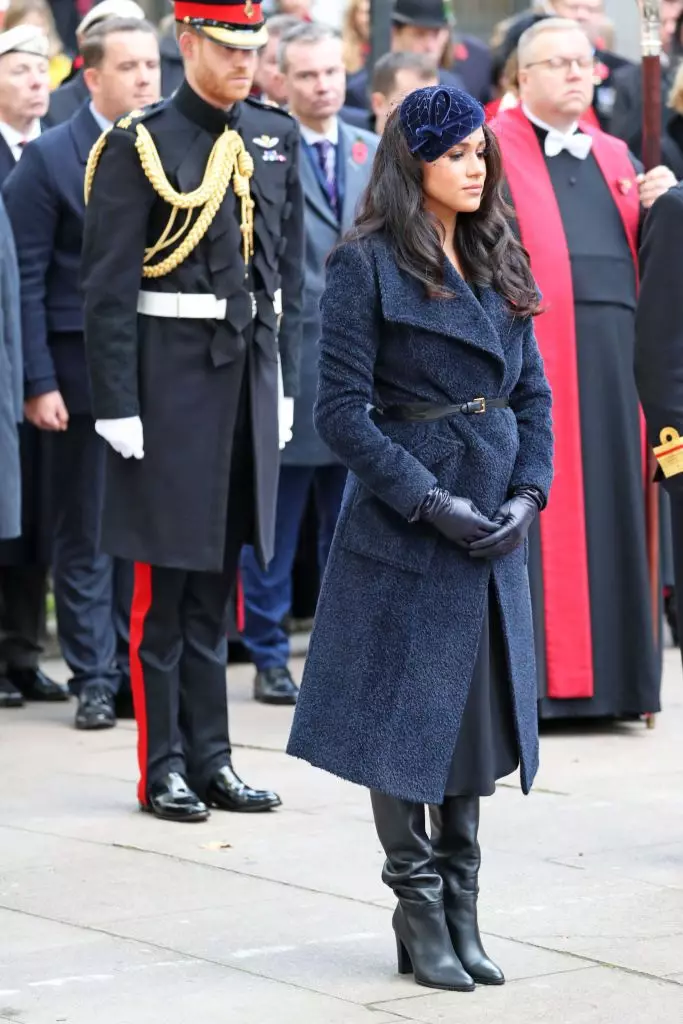 Meghan Markle nel campo della memoria all'Abbazia di Westminster nel novembre 2019