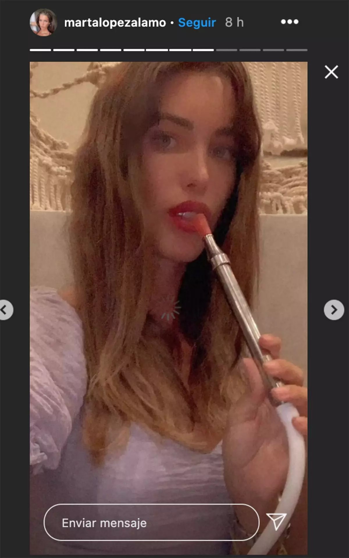 marta lópez Álamo roken in shisha