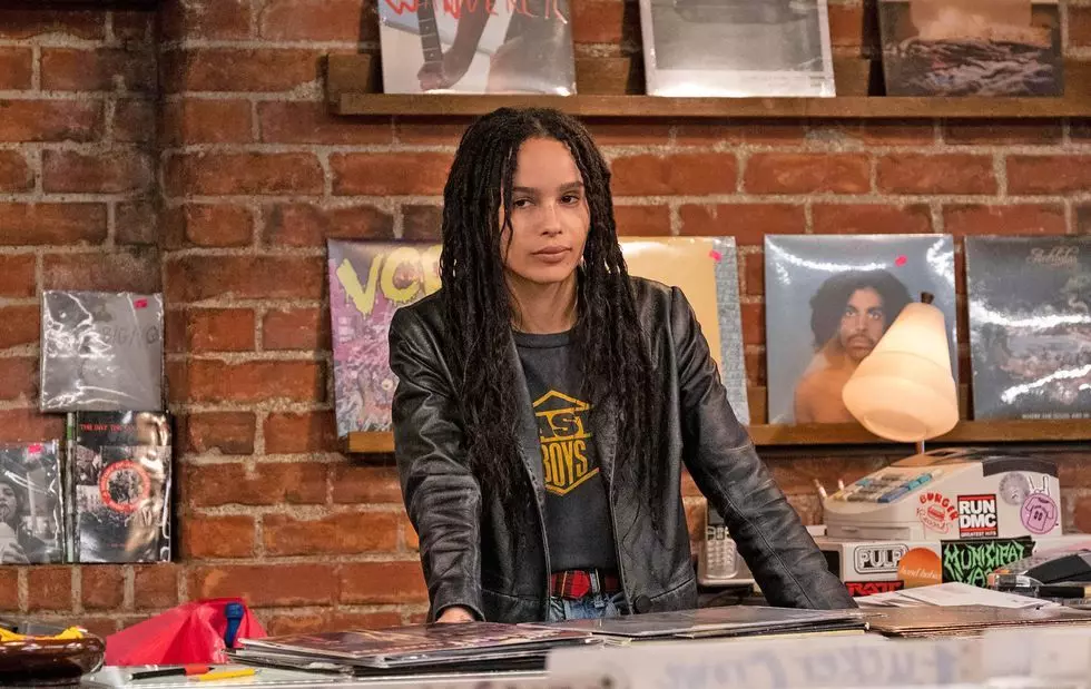 zoe kravitz उच्च निष्ठा