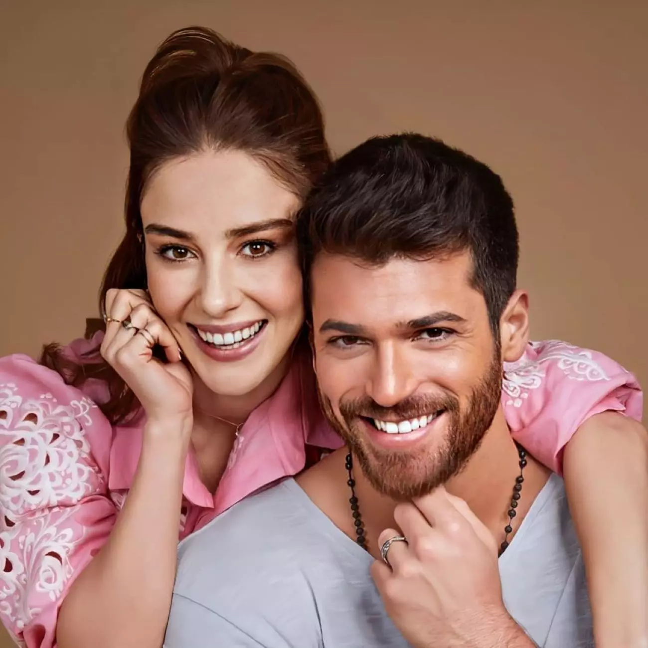 can yaman และ ozge gurel bay yanlis