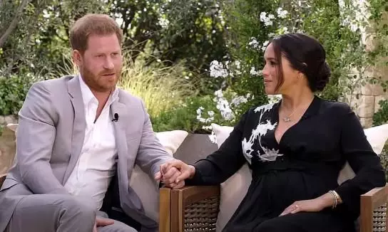 Meghan Markle și prințul Harry într-un interviu cu Oprah Winfrey