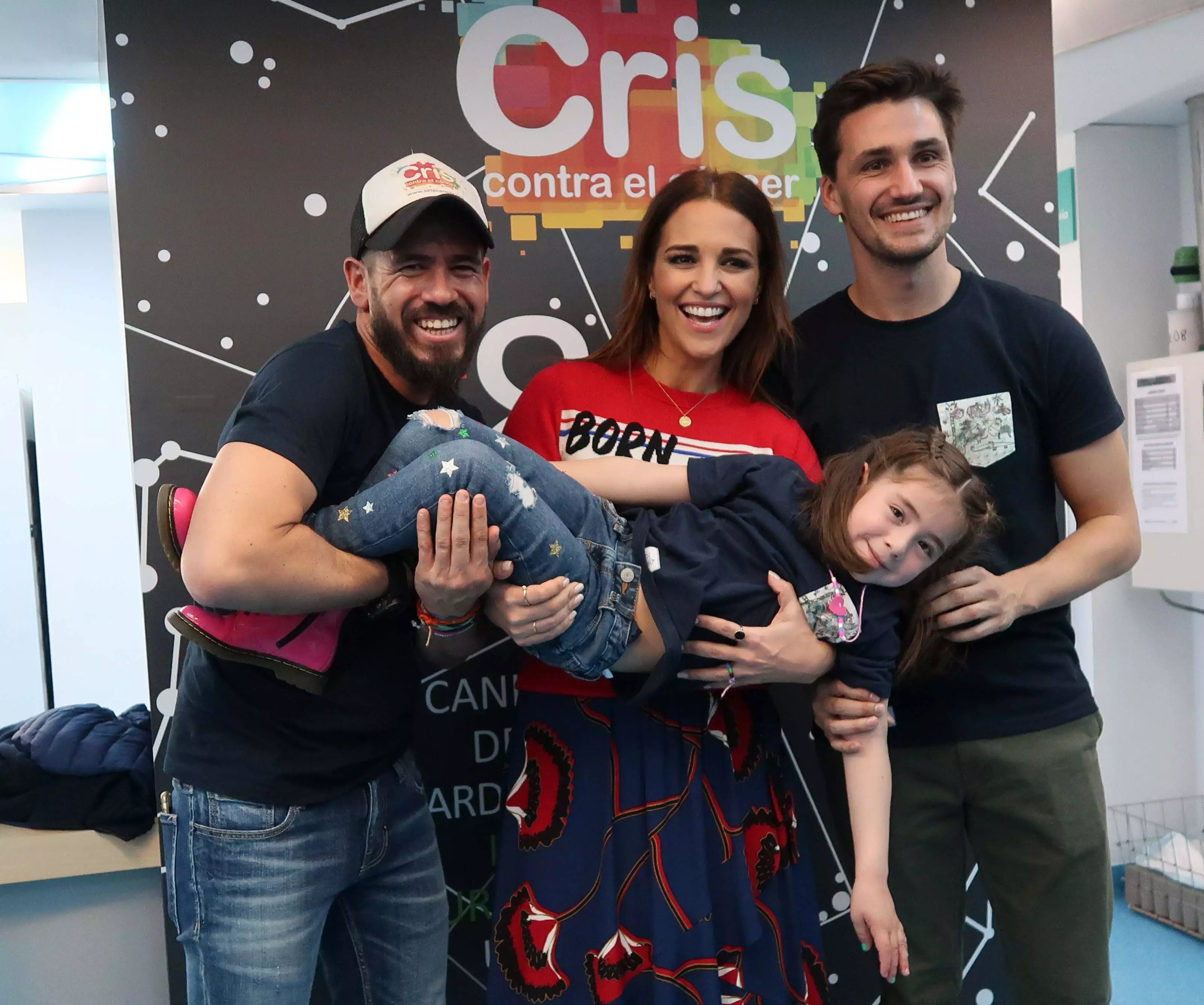 Actress Paula Echevarría, in solidarity against childhood cancer