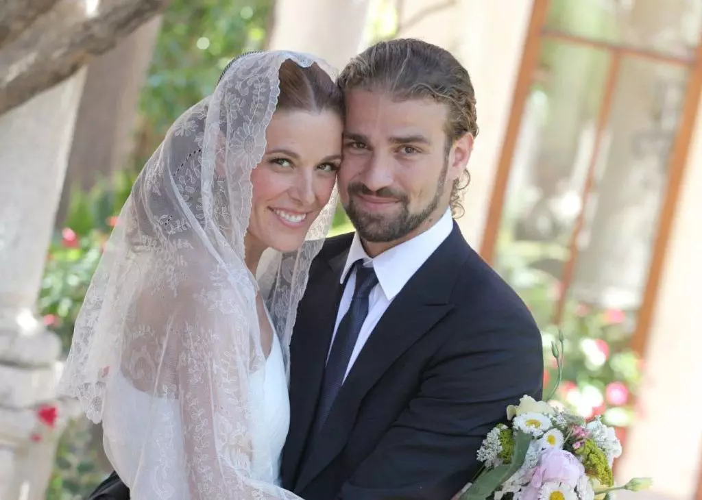 Raquel lan Mario, ing dina pernikahané tanggal 22 Juni 2012.