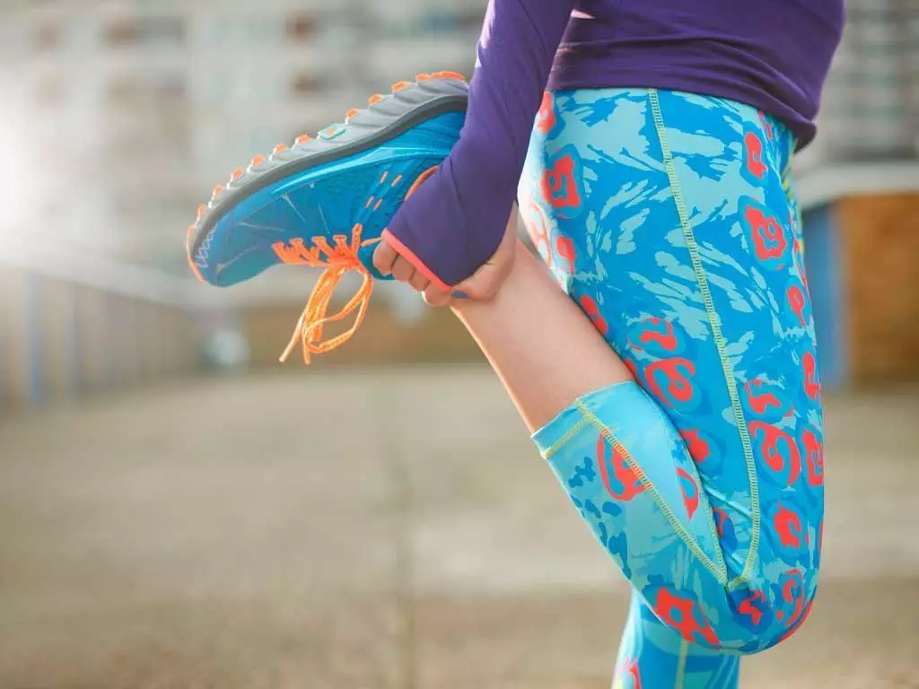 Blue, Human leg, Textile, Joint, Teal, Aqua, Street fashion, Electric blue, Turquoise, Orange,