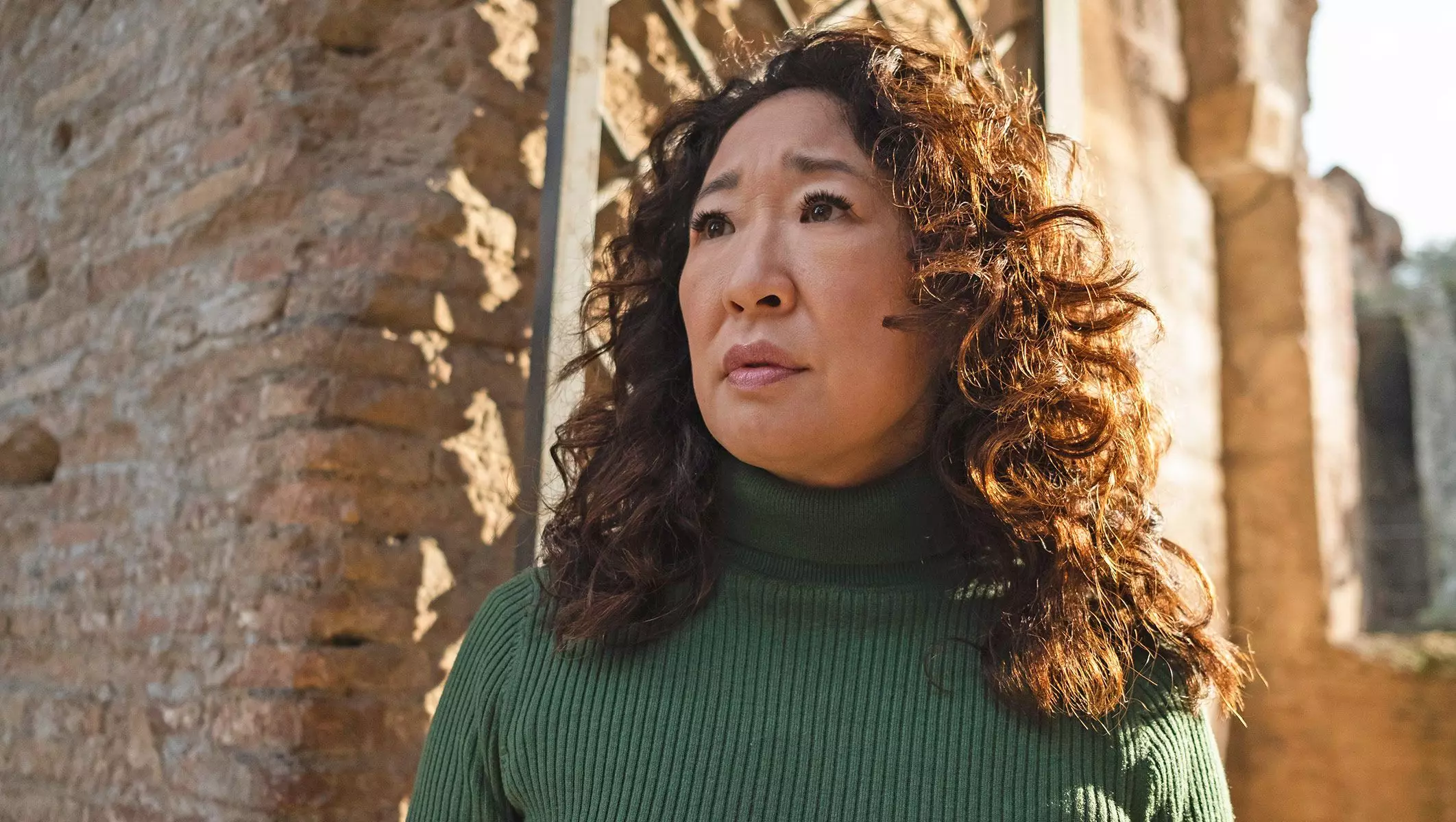 Sandra Oh, në një skenë nga fundi i sezonit të dytë të 'Killing Eve'