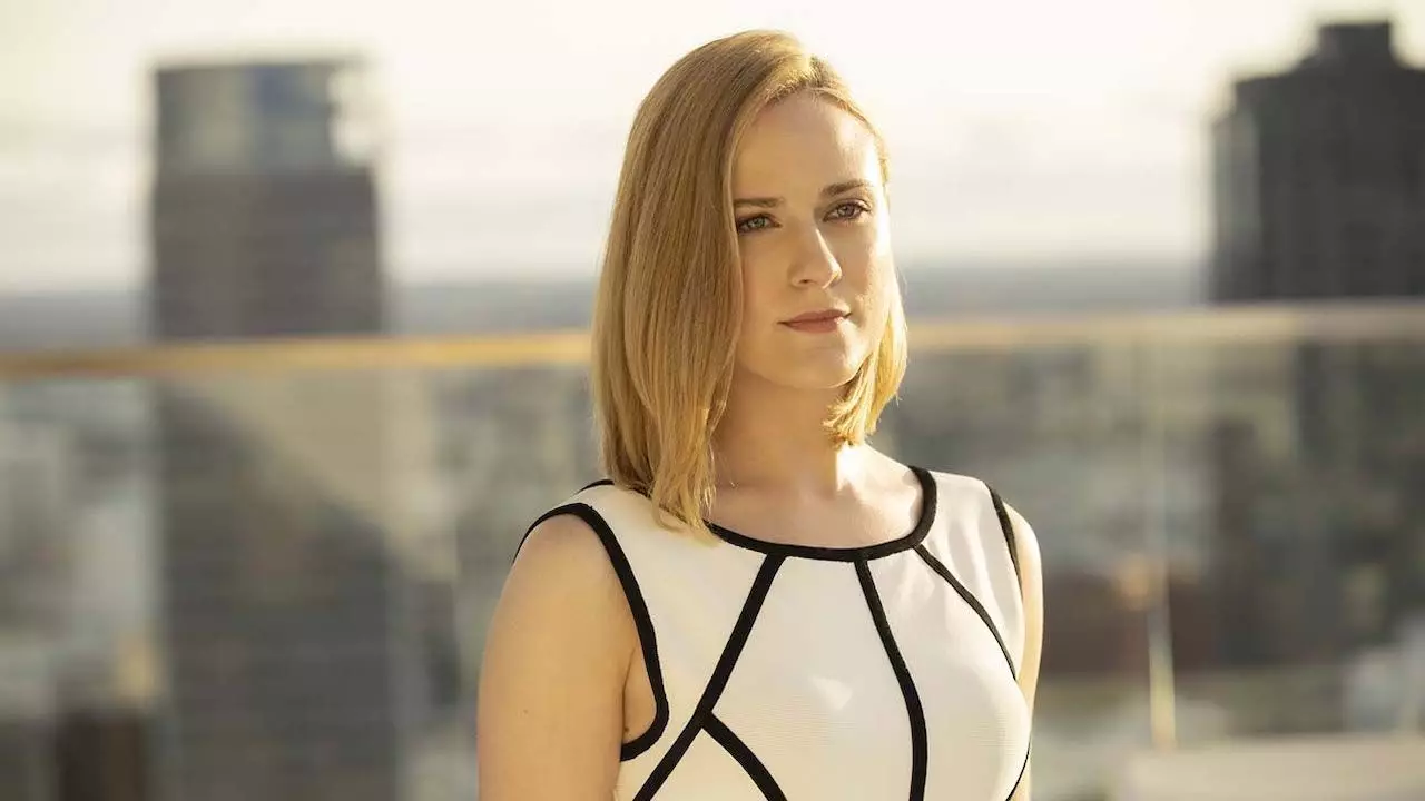 Evan Rachel Wood na obrázku třetí sezóny 'westworld'