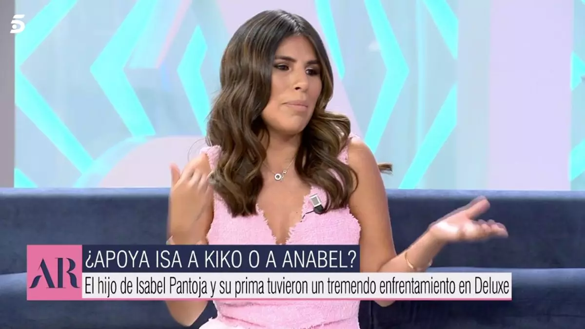 îsa pantoja xwe di şerê di navbera anabel pantoja û kiko rivera de cih digire, isa pantoja, bernameya ana rosa, isabel pantoja, war kiko rivera û anabel pantoja