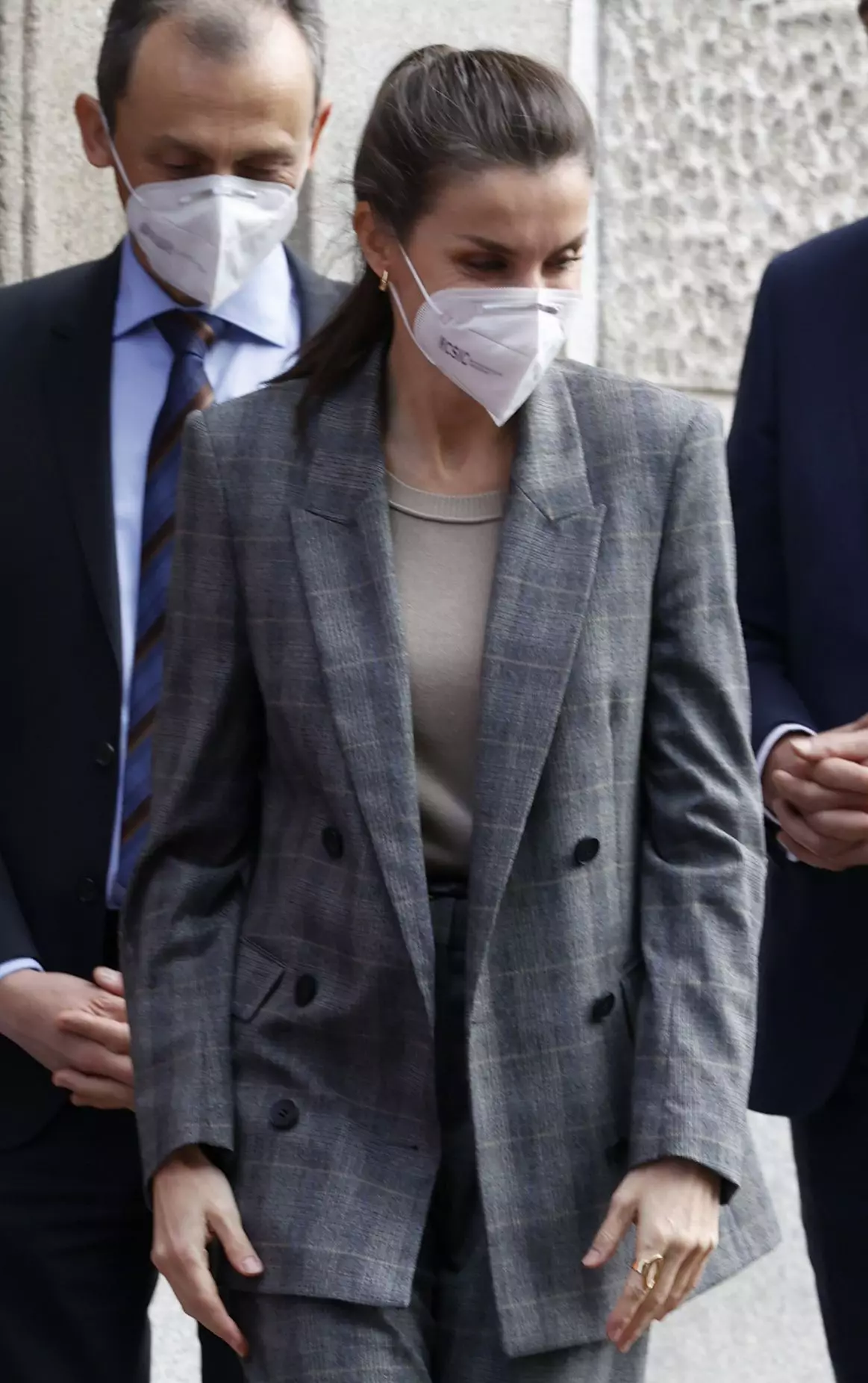 letizia plaid gödəkçə kostyumu