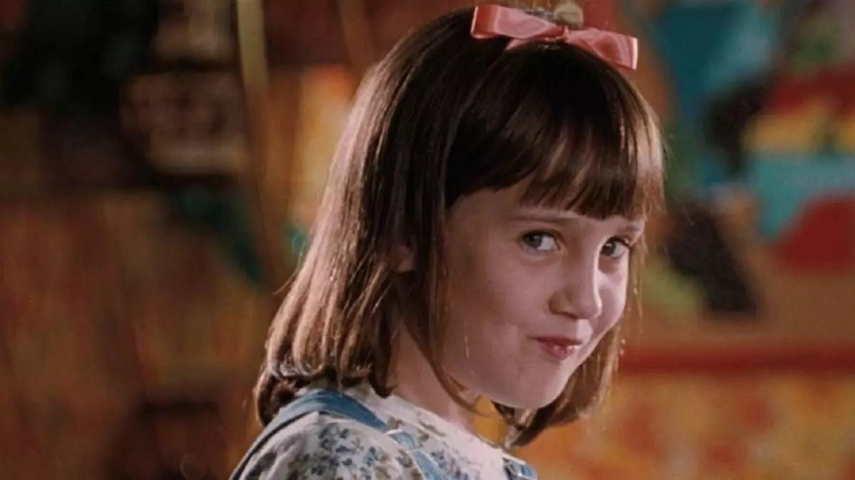 a protagonista de matilda sorrí