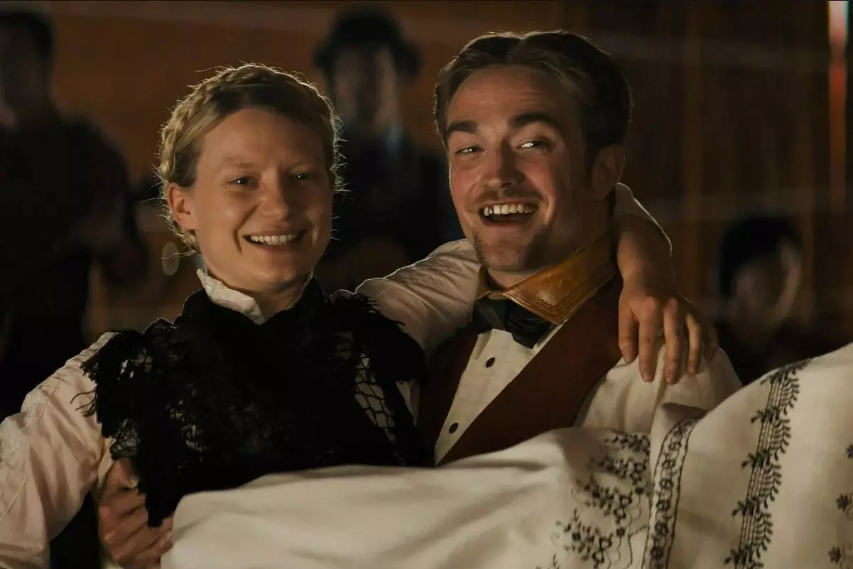 "Damsel": Robert Pattinson testaa westerniä Netflixissä