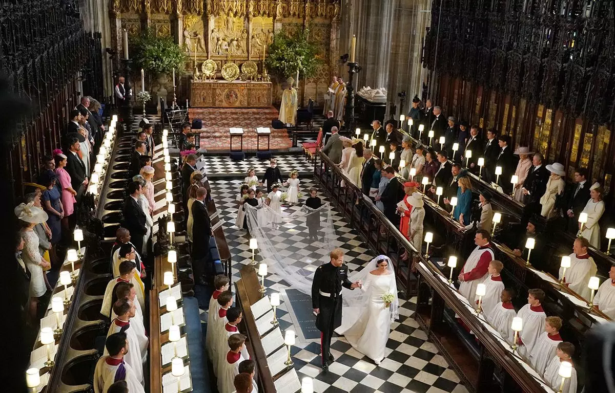 Brudens klänning, ceremonin, brudtärnan, klädkoden... Vi berättar alla detaljer om bröllopet mellan Eugenia av England och finansmannen Jack Brooksbank.