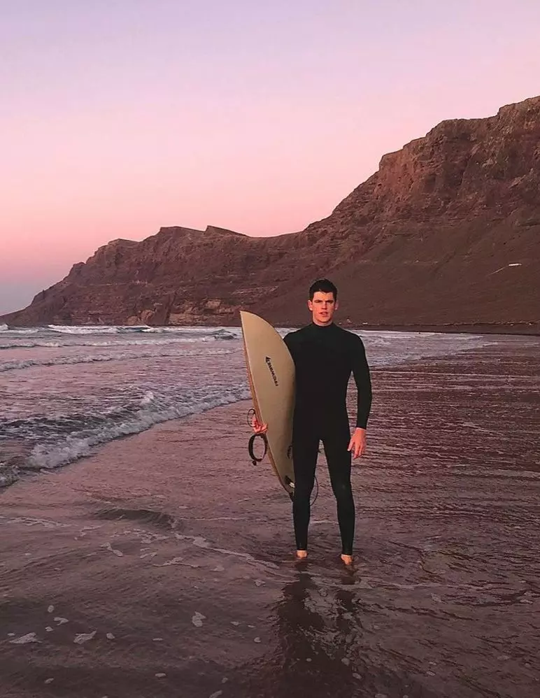 miguel bernardeau surfing