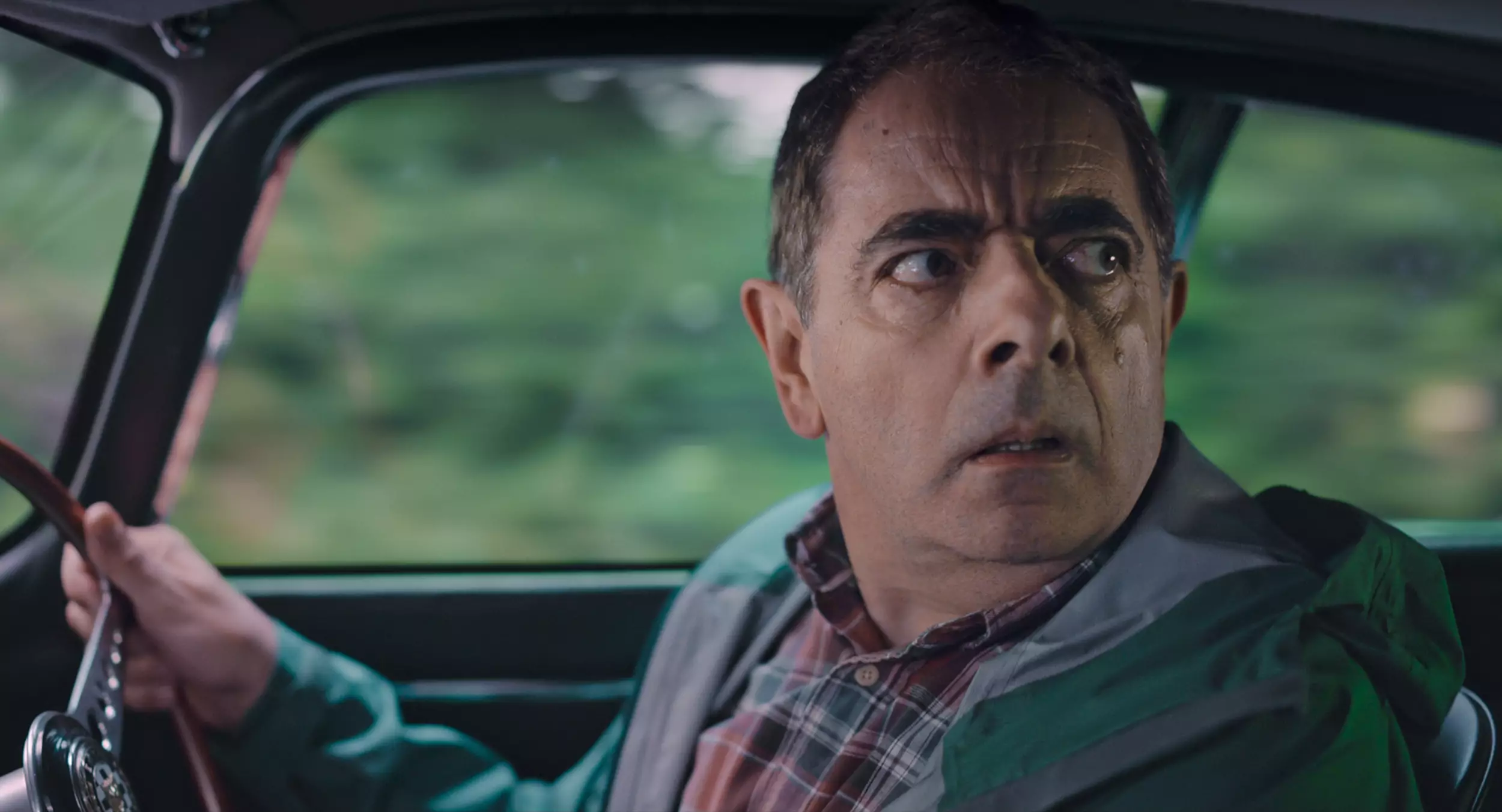 'O homem contra a abelha': a série de Rowan Atkinson