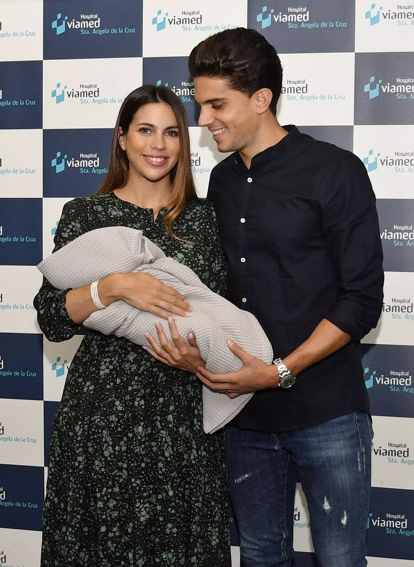 Marc Bartra, Melissa Jiménez, Marc Bartra en Melissa Jiménez, Max Bartra Jiménez, Marc Bartra kinders