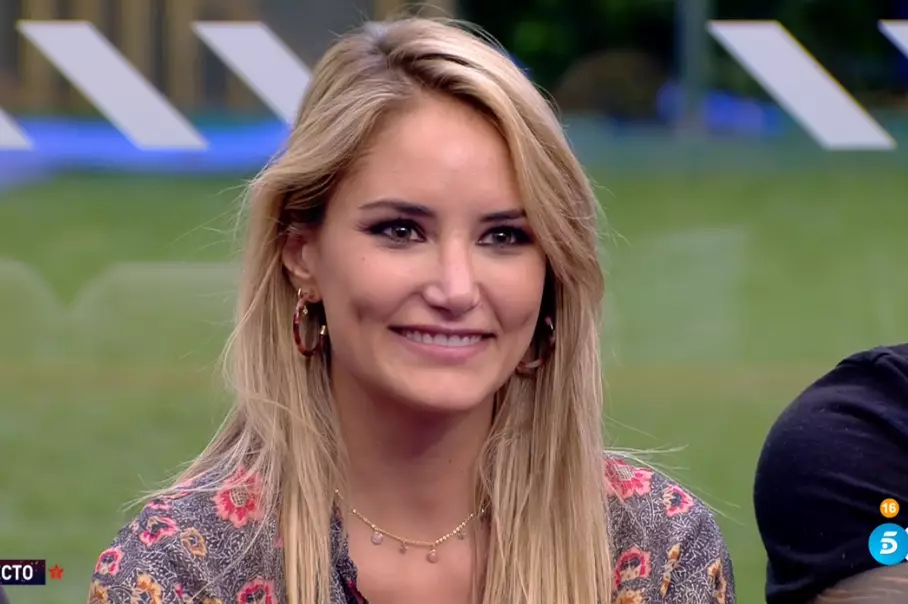 Alba carillo gh vip 7