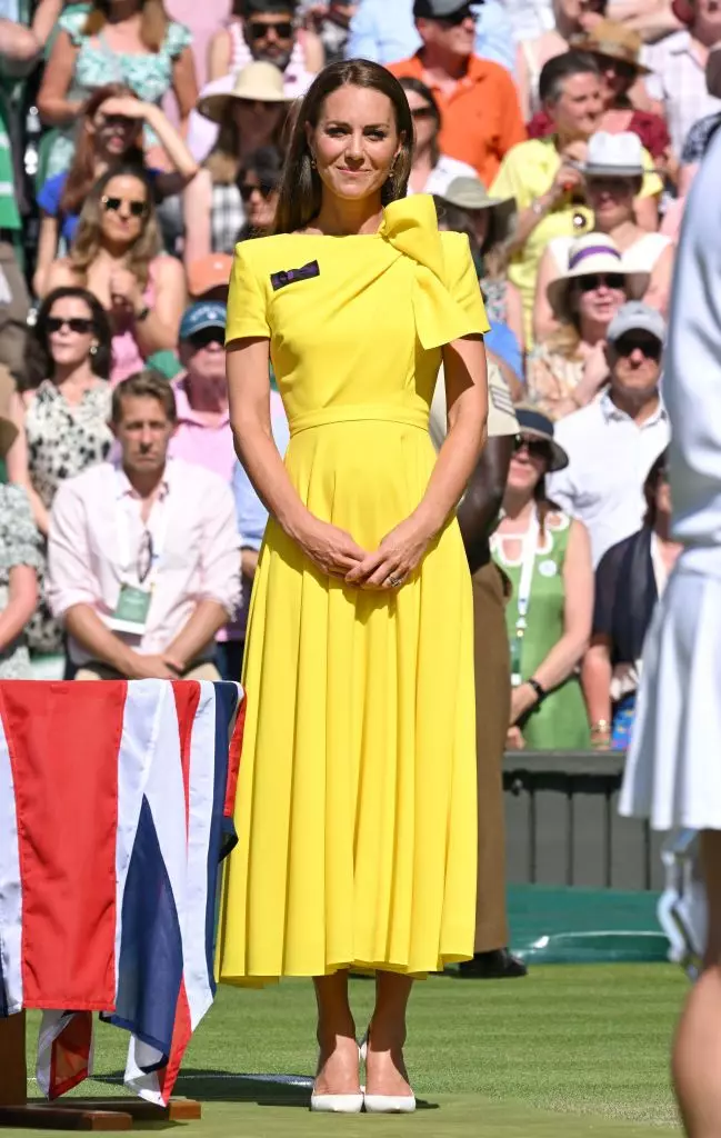 Kate Middleton keltainen mekko wimbledonissa