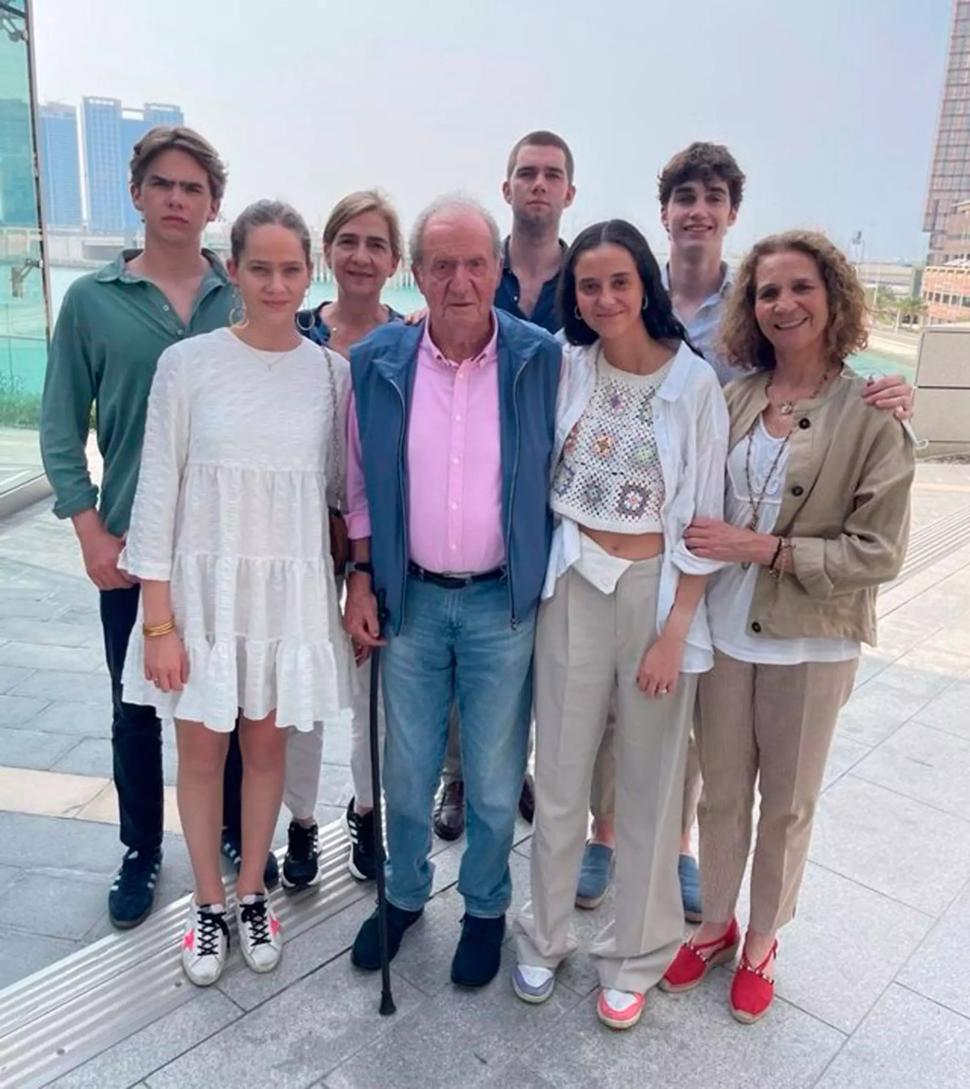 Posed by King Juan Carlos with his family in Abu Dhabi