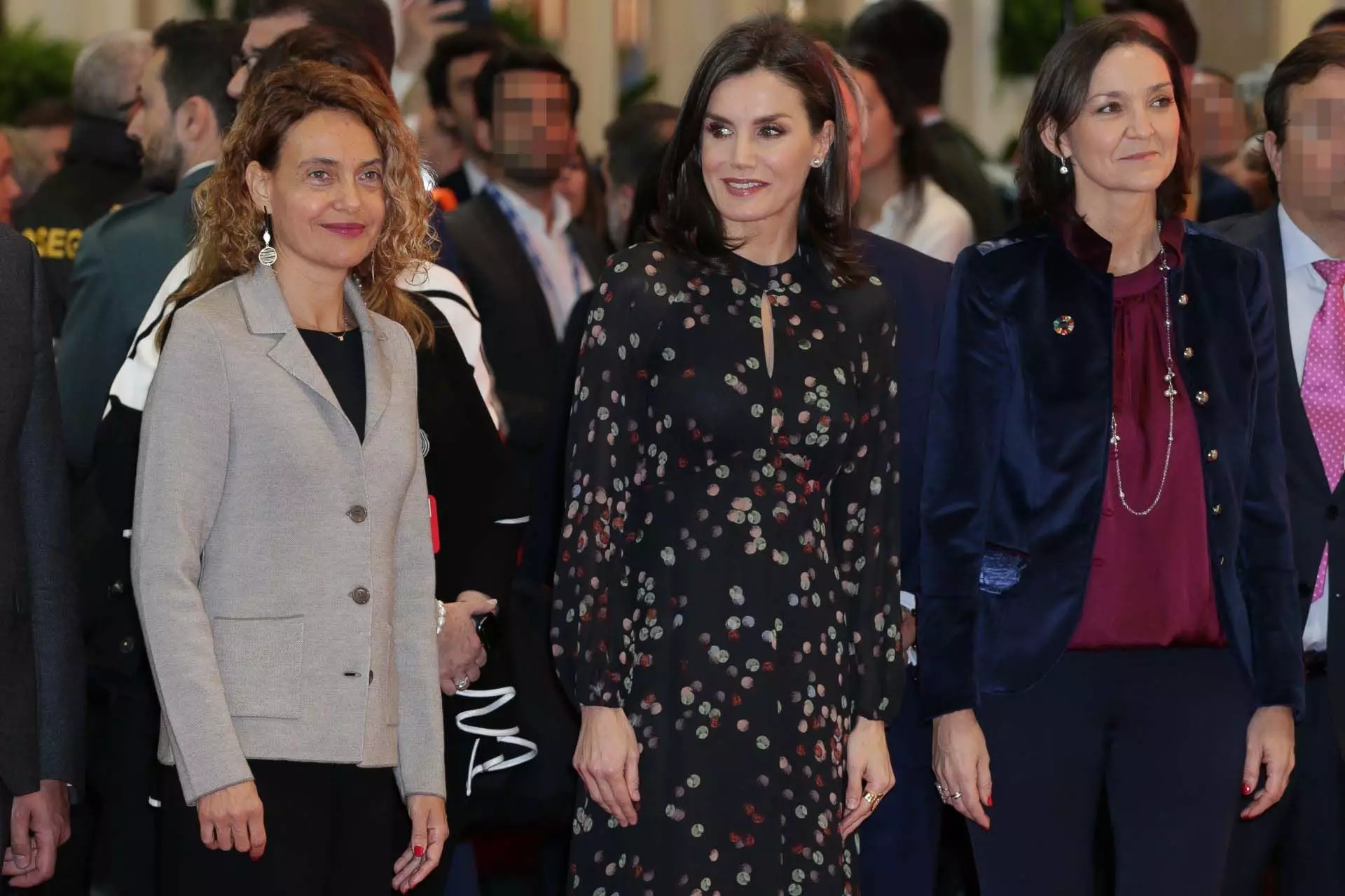 Queen Letizia, Feature