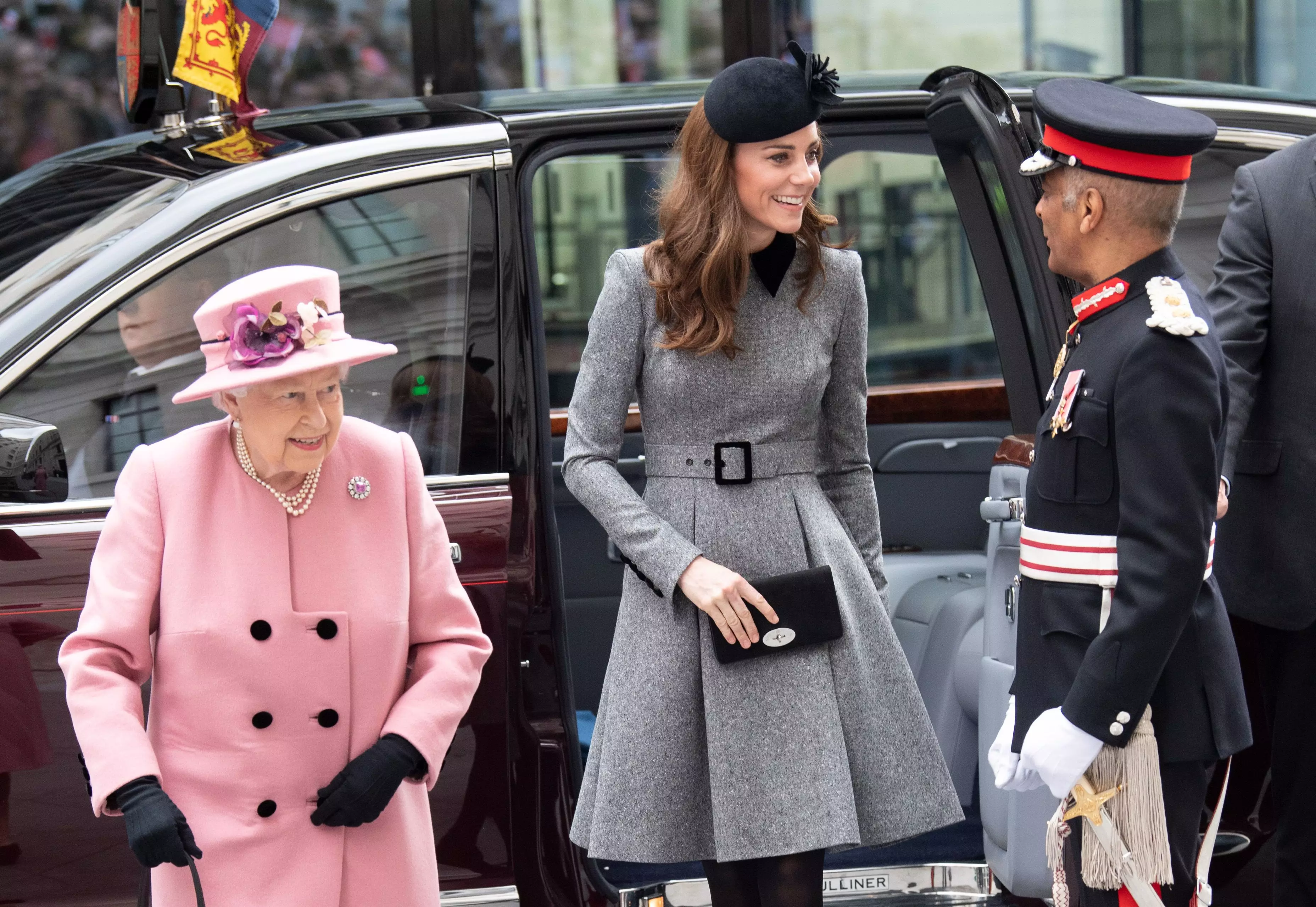 Kate Middleton anasherehekea kitendo chake cha kwanza cha solo na Malkia Elizabeth II