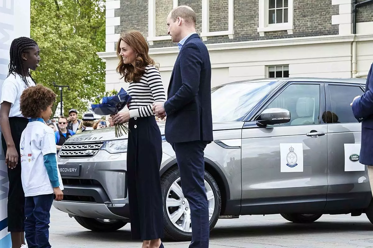 Ang Duke sa Cambridge King's Cup Land Rover