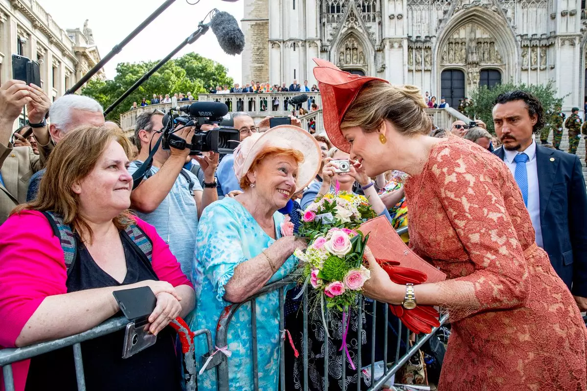 Belgikako erregeek, Belgikako erregeen Egun Nazionala, Belgikako Erregeek Egun Nazionala ospatzen dute, Belgikako Erregeek Sei urteko erregealdia ospatzen dute, Belgikako Erregeek Egun Nazionala ospatzen dute familiarekin, Belgikako Felipek eta Matildek sei urteak tronuan ospatzen dituzte , Elisabeth printzesa, Gabriel printzea, Manuel printzea, Eléonore printzesa