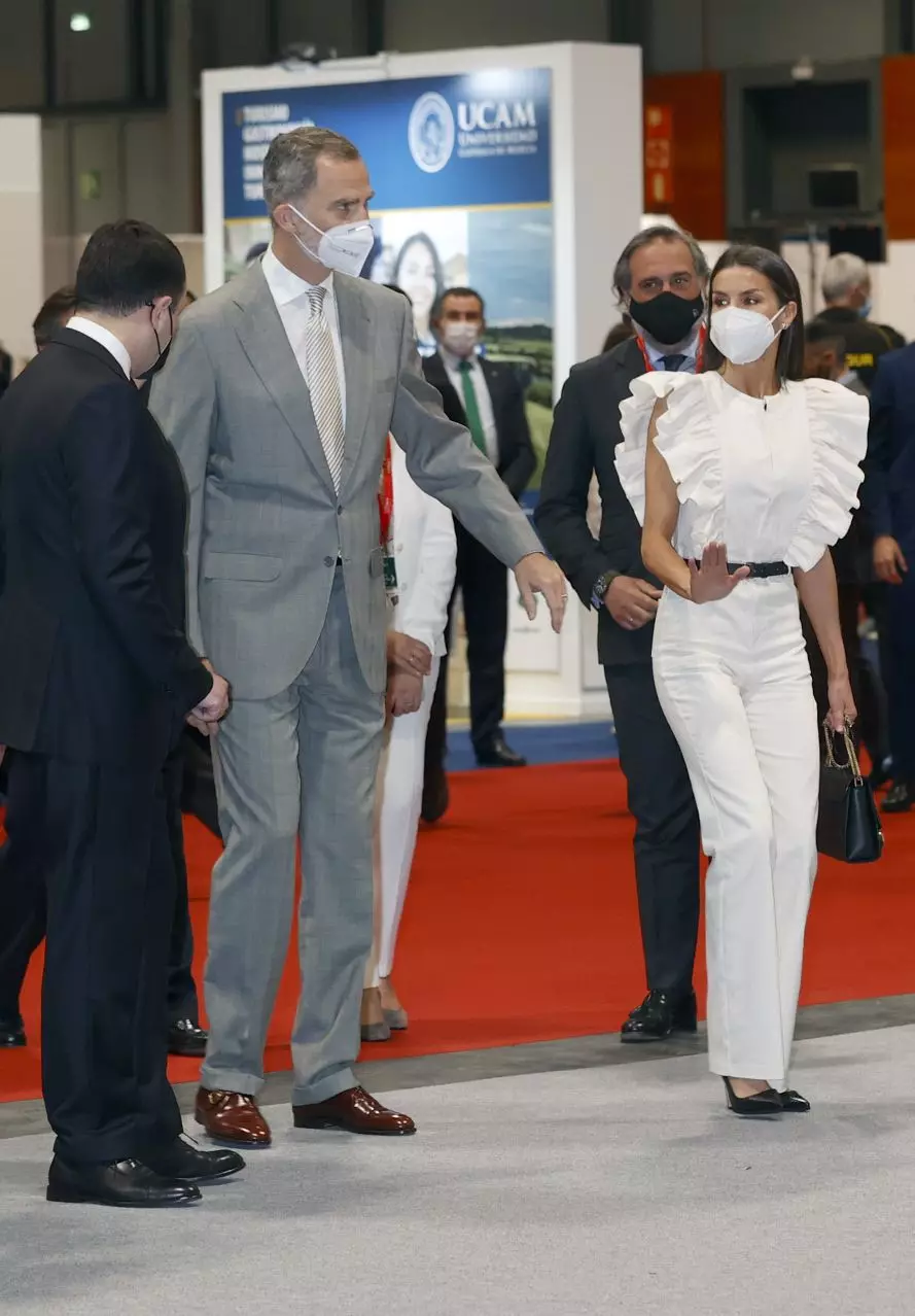 letizia fitur look branco