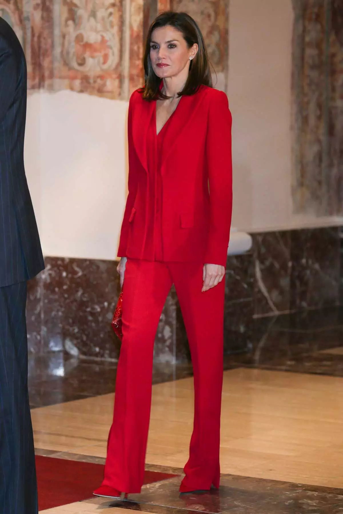 Ao longo de 2018, a raíña Letizia apostou por looks nos que o vermello foi o gran protagonista. Amosámosche por que o 'vermello' é o favorito da muller de Felipe VI.