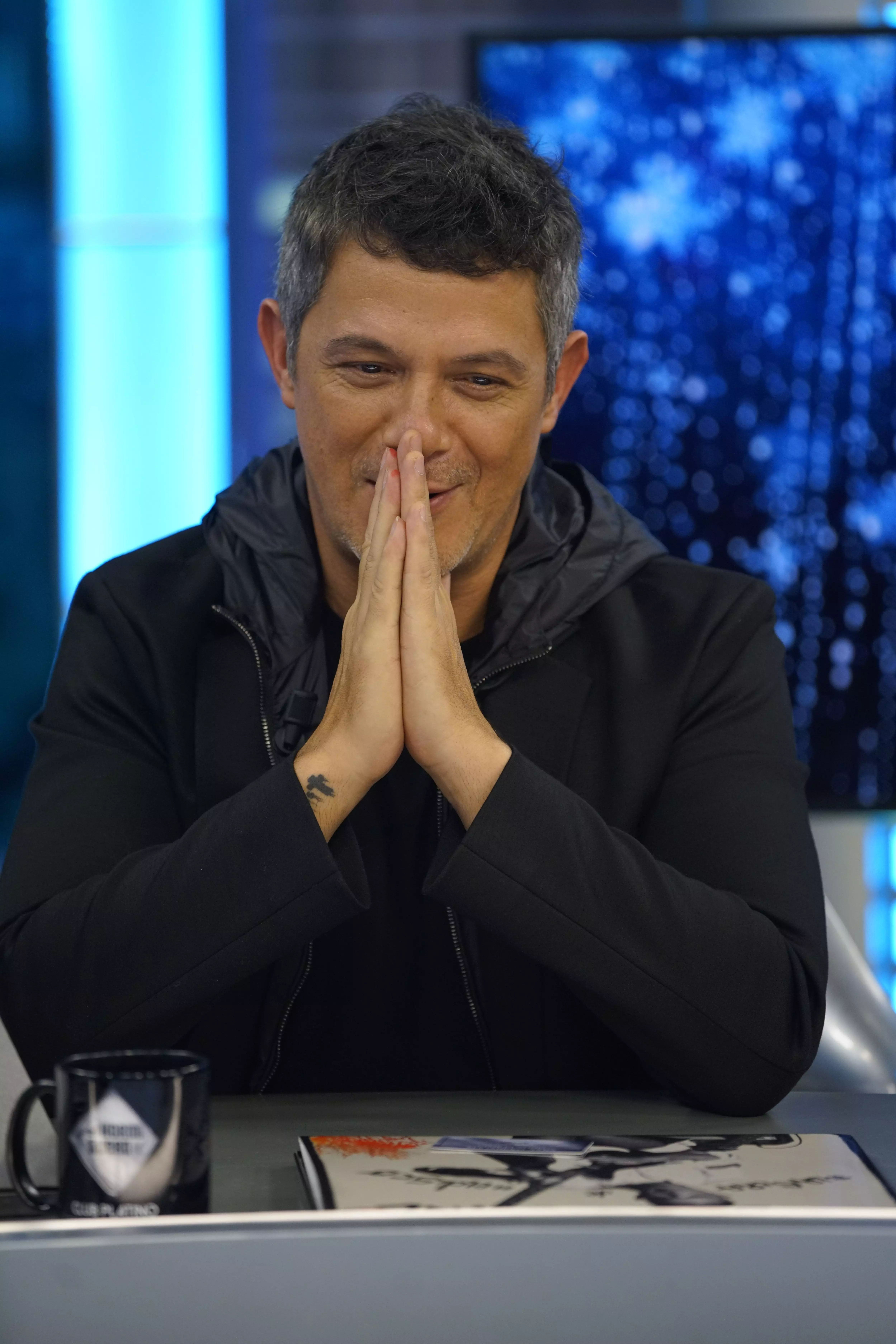 Alejandro Sanz nel formicaio