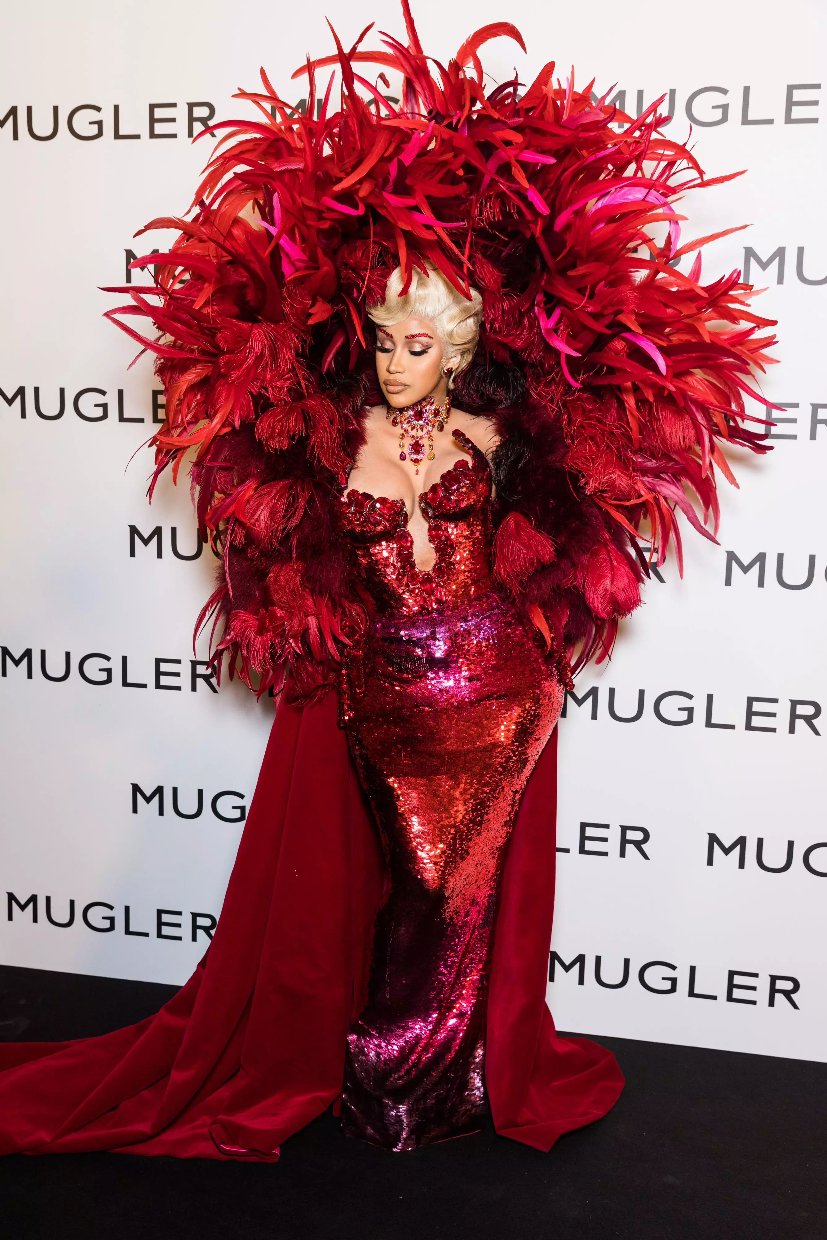 designer thierry mugler mouri