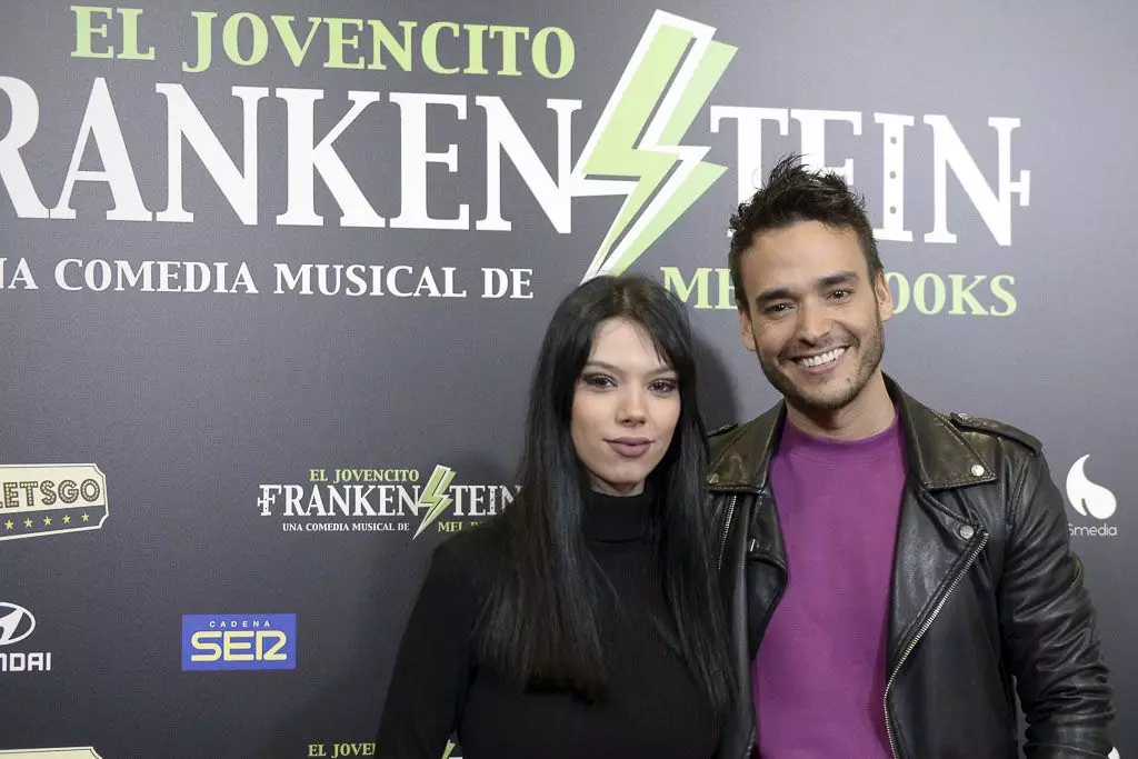 Alejandra Rubio sareng David Moreno dina 'Young Frankenstein'
