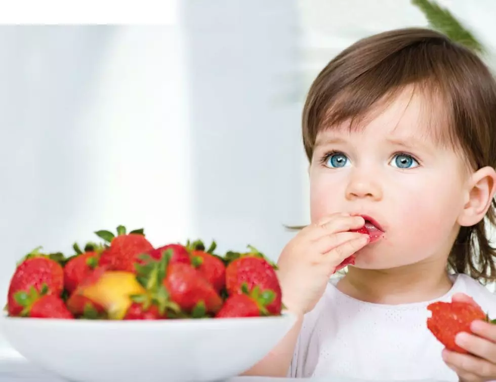 食品, 甜美, 水果, 生产, 天然食品, 草莓, 儿童, 草莓, 餐具, 吃,