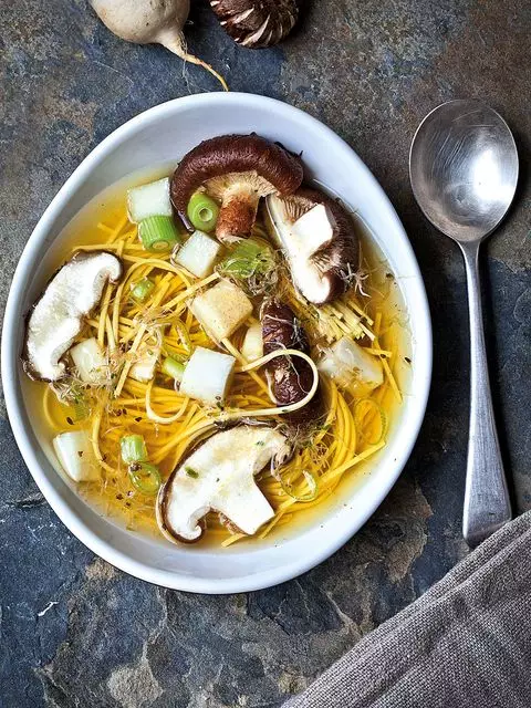 miso suppe, en ideel opskrift på en let middag