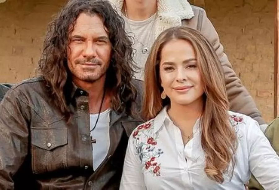 Mario Cimarro an Danna Garcia