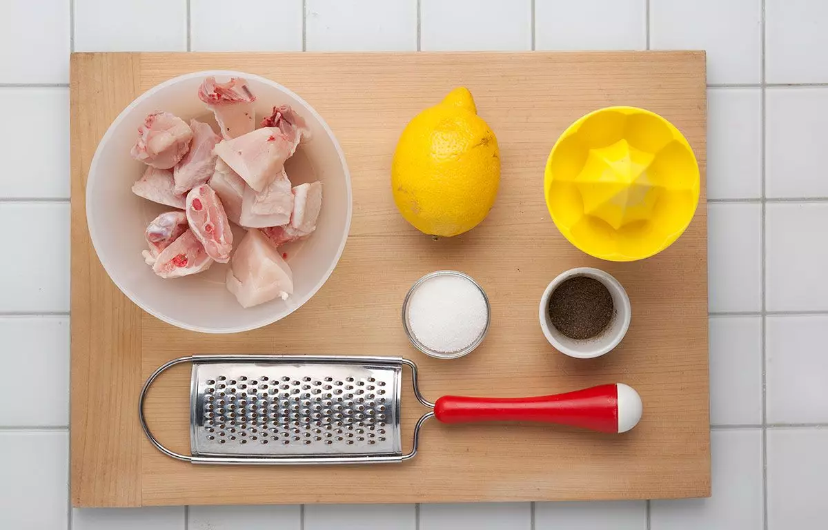 Ensinámosche a preparar, paso a paso, uns riquísimos pinchos de polo