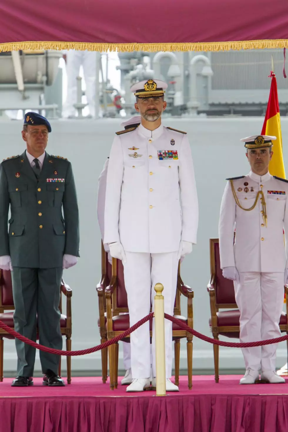 Onye agha, Uwe agha, Uniform, Òtù ndị agha, Ọfịs Naval, Cap, Admiral, Ọkwa agha, Onye agha, Onye agha na-abụghị onye ọrụ,