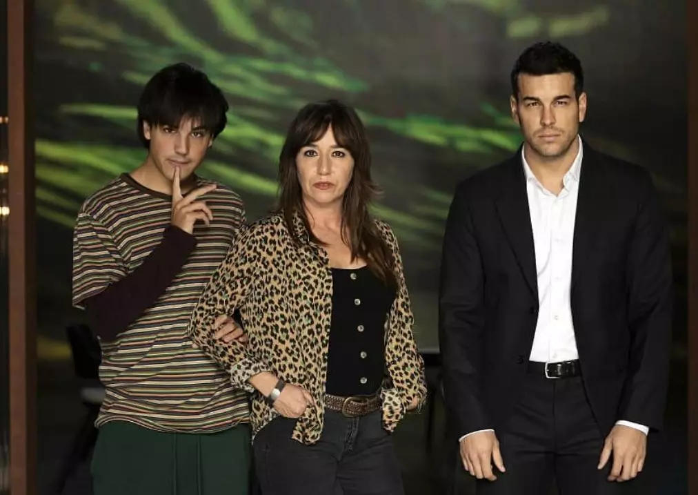 Instinct- Mario Casas-Lola Dueñas- Óscar Casas