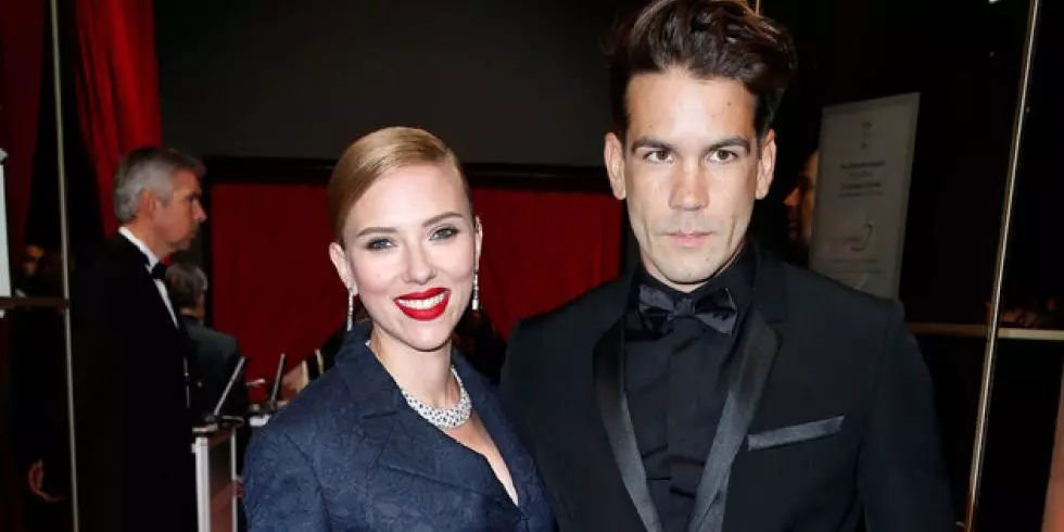 Scarlett Johansson čeká své první dítě od svého přítele novináře
