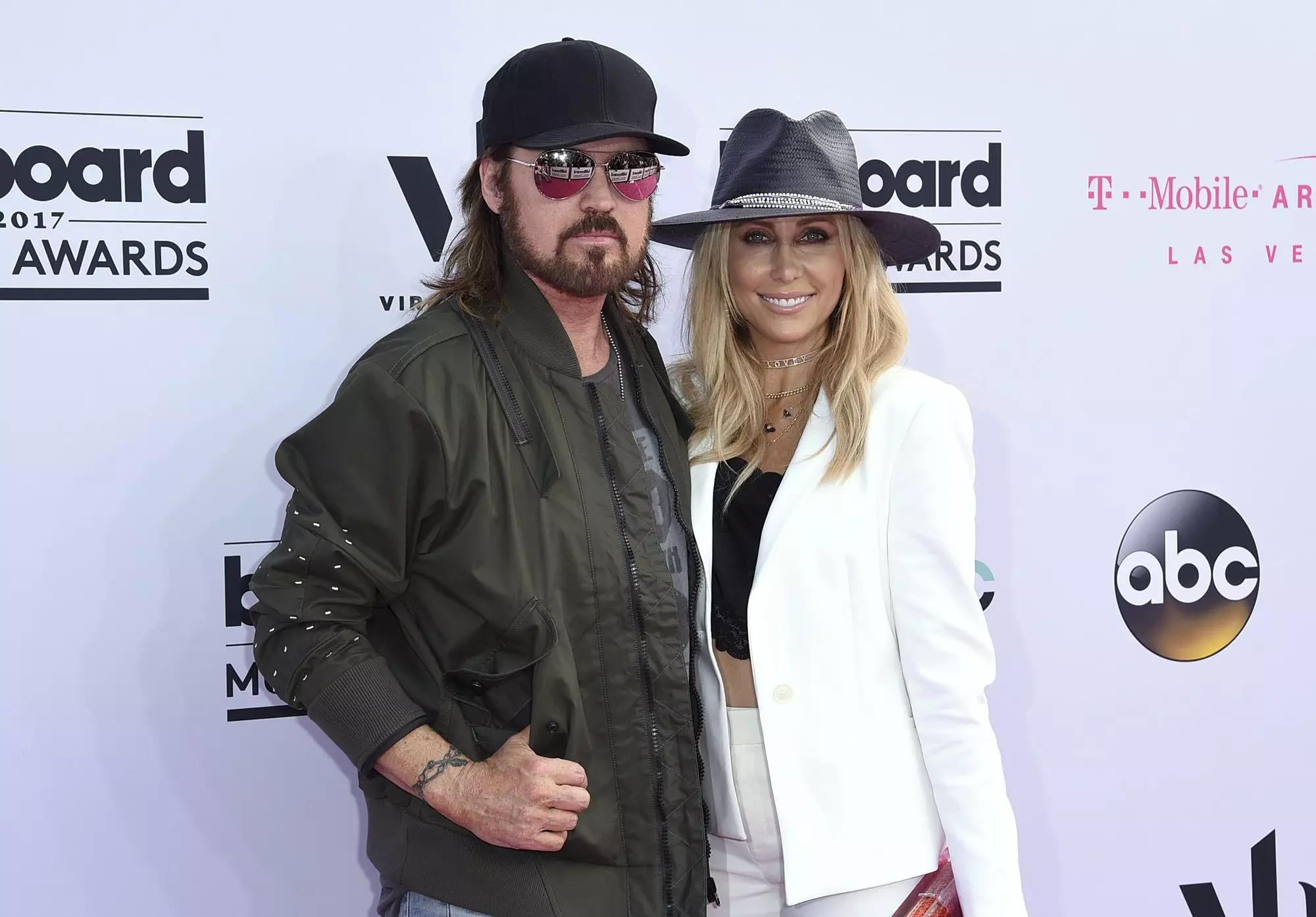 billy ray cyrus e tish cyrus annunciano il loro divorzio