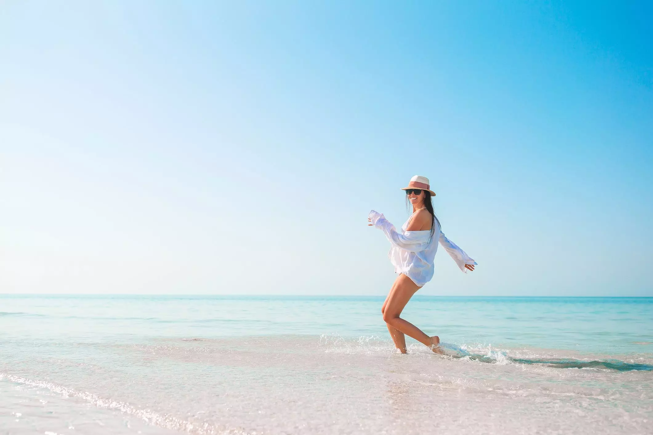 Ang tubig sa dagat ay ang iyong mahusay na kakampi laban sa cellulite