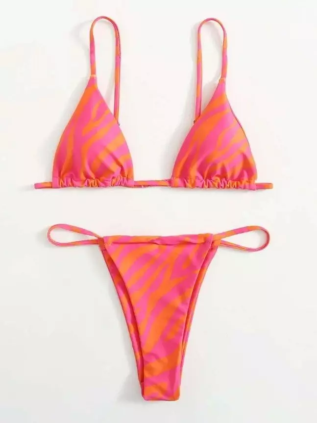 D'Alejandra Rubio, kopéiert der jonker Fra hir sexiest Bikini fir 8 € 687_1