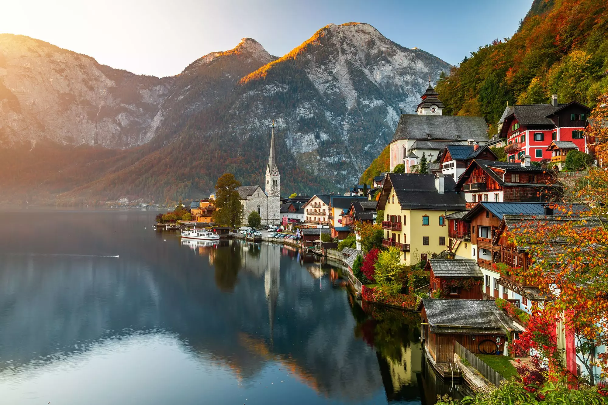 ទីក្រុងភ្នំ Hallstatt ប្រទេសអូទ្រីស