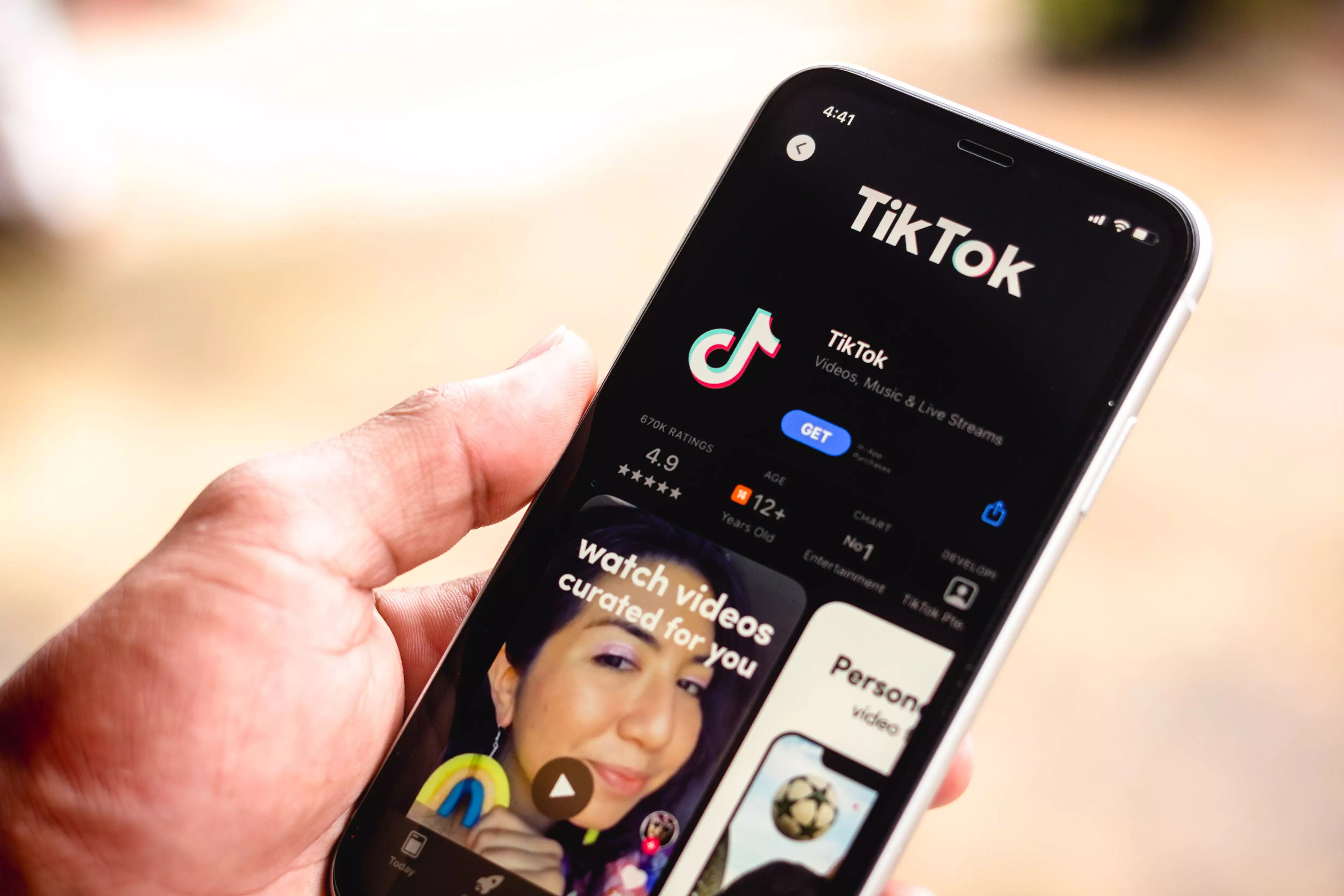 гар утсан дээрх tik tok програм