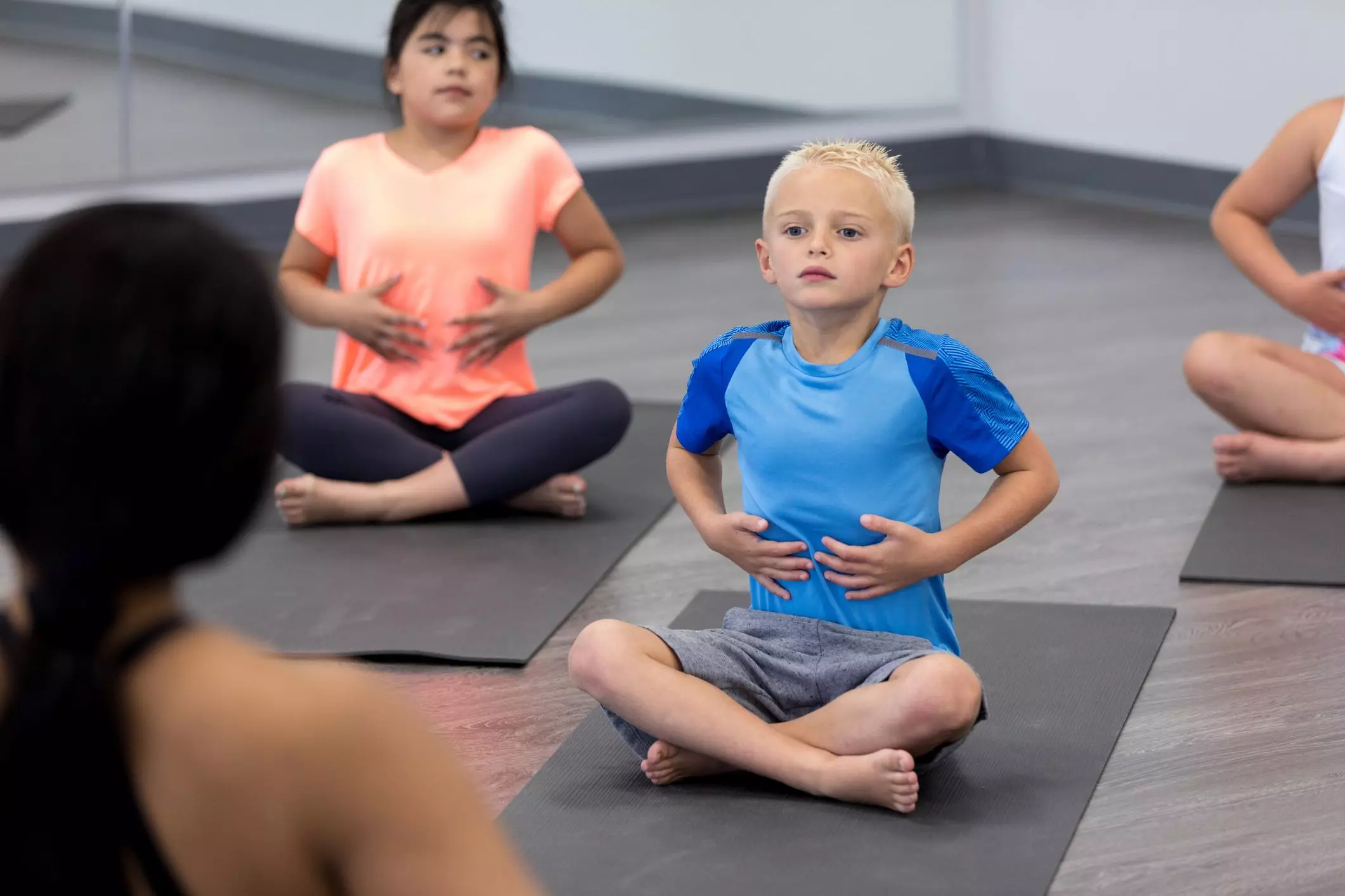 buddhi yoga er jógamiðstöð í Valencia sem býður upp á jógatíma fyrir börn